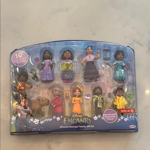Disney | Toys | Disney Encanto Ultimate Madrigal Family Gift Set | Poshmark